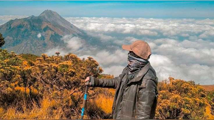 Gunung Merbabu: Panduan Lengkap Pendakian Jalur Selo - OutHereOC ...